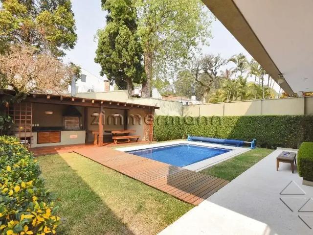 Casa / Sobrado para Venda em São Paulo/SP Vila Andrade 4 Quartos