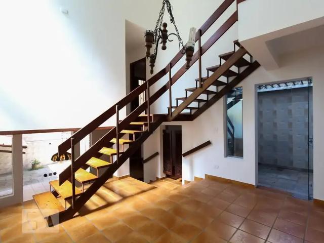Casa / Sobrado para Venda em São Paulo/SP Vila Andrade 5 Quartos