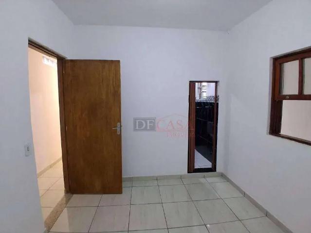 Casa / Sobrado para Venda em São Paulo/SP Vila Carmosina 4 Quartos