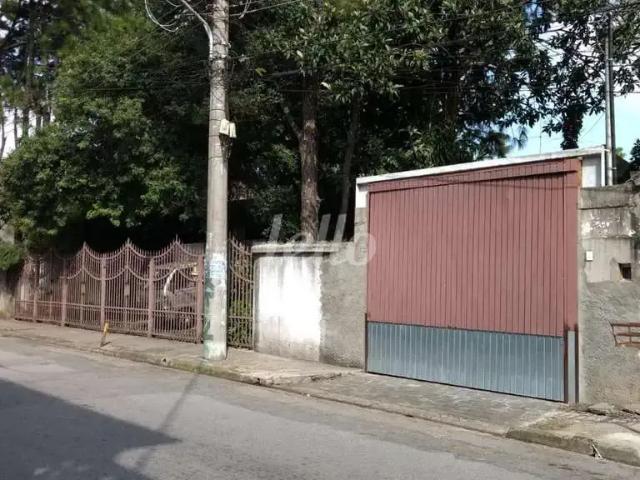 Casa / Sobrado para Venda em São Paulo/SP Vila Carmosina 6 Quartos
