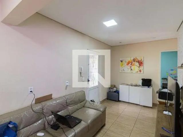 Casa / Sobrado para Venda em São Paulo/SP Vila Carmosina 3 Quartos