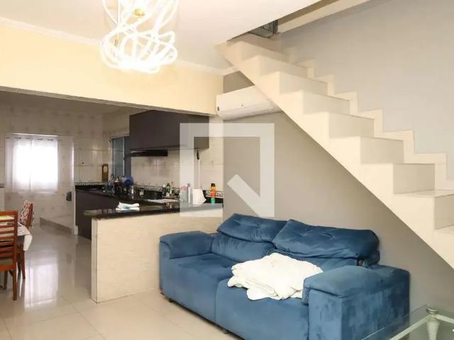 Casa / Sobrado para Venda em São Paulo/SP Vila Carmosina 3 Quartos