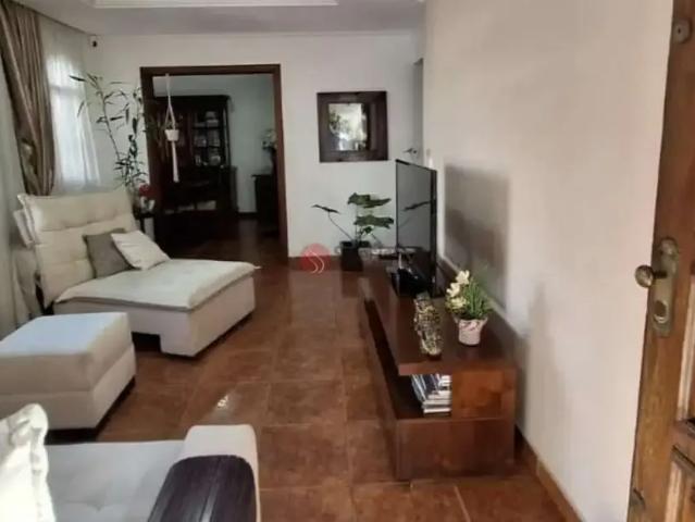 Casa / Sobrado para Venda em São Paulo/SP Vila Carrão 4 Quartos