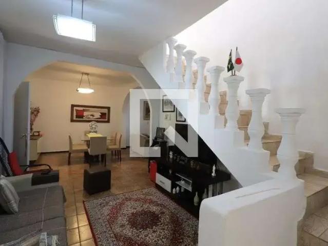 Casa / Sobrado para Venda em São Paulo/SP Vila Carrão 4 Quartos