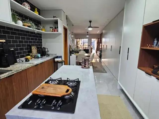 Casa / Sobrado para Venda em São Paulo/SP Vila Carrão 4 Quartos