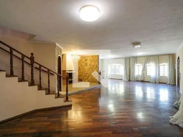 Casa / Sobrado para Venda em São Paulo/SP Vila Carrão 4 Quartos