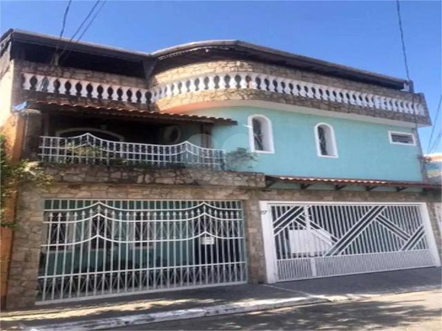 Casa / Sobrado para Venda em São Paulo/SP Vila Carrão 4 Quartos