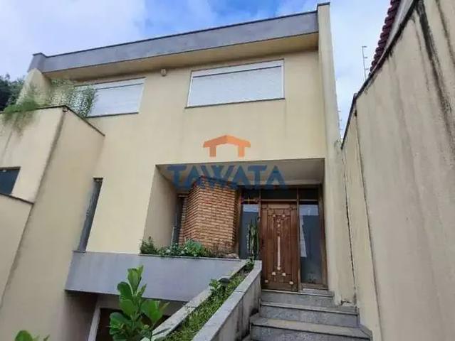 Casa / Sobrado para Venda em São Paulo/SP Vila Carrão 4 Quartos