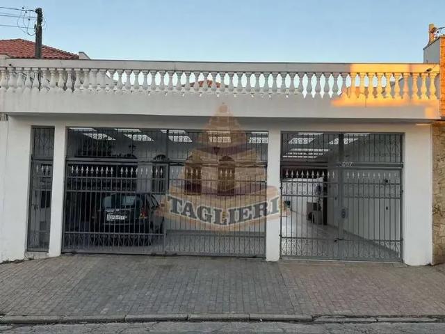 Casa / Sobrado para Venda em São Paulo/SP Vila Carrão 4 Quartos