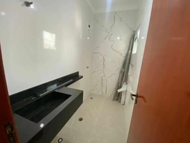 Casa / Sobrado para Venda em São Paulo/SP Vila Carrão 4 Quartos