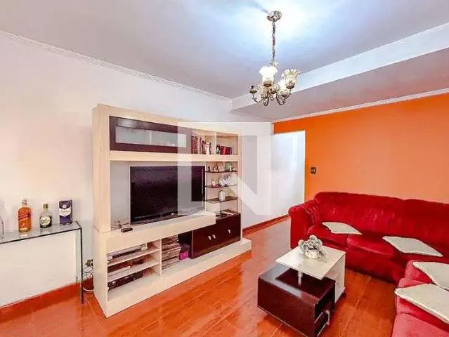Casa / Sobrado para Venda em São Paulo/SP Vila Carrão 4 Quartos