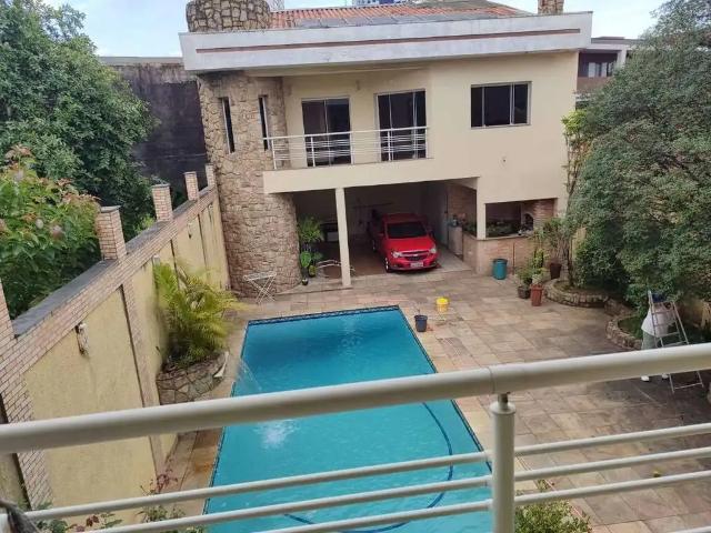 Casa / Sobrado para Venda em São Paulo/SP Vila Carrão 4 Quartos