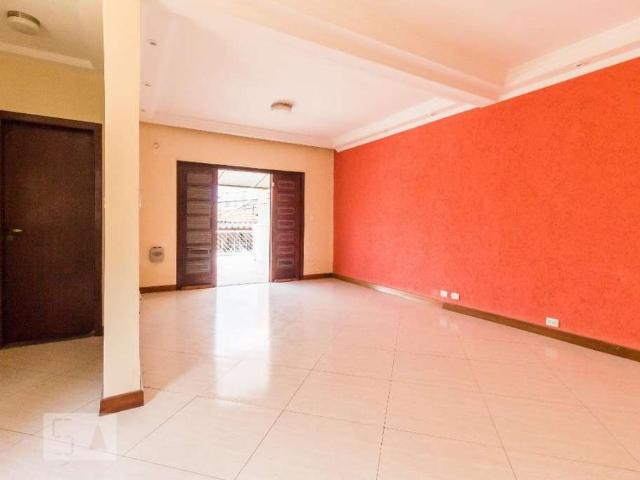 Casa / Sobrado para Venda em São Paulo/SP Vila Carrão 5 Quartos