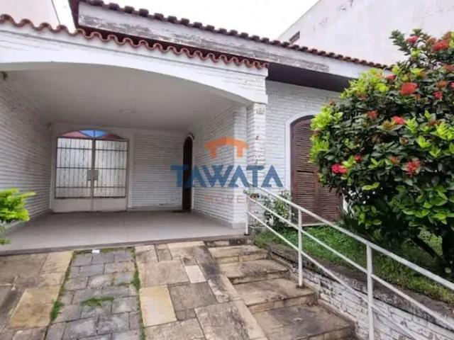 Casa / Sobrado para Venda em São Paulo/SP Vila Carrão 5 Quartos