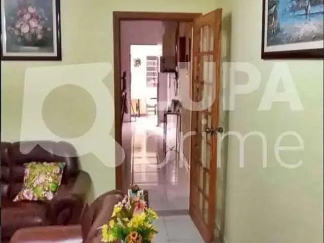 Casa / Sobrado para Venda em São Paulo/SP Vila Carrão 6 Quartos