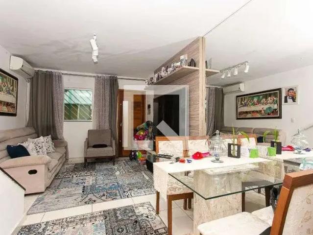 Casa / Sobrado para Venda em São Paulo/SP Vila Carrão 2 Quartos