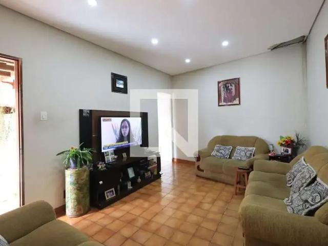 Casa / Sobrado para Venda em São Paulo/SP Vila Carrão 2 Quartos