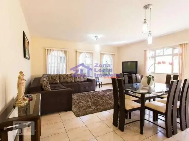 Casa / Sobrado para Venda em São Paulo/SP Vila Carrão 3 Quartos
