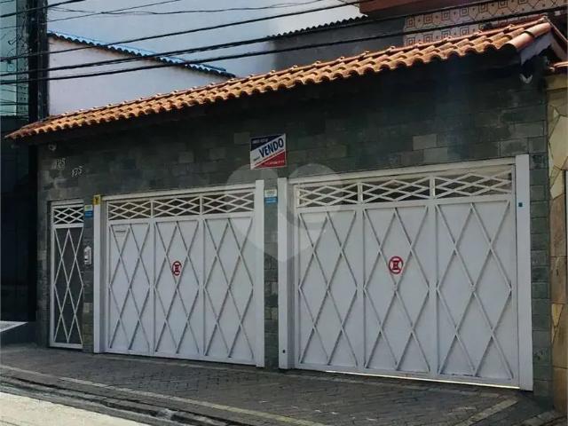 Casa / Sobrado para Venda em São Paulo/SP Vila Carrão 3 Quartos