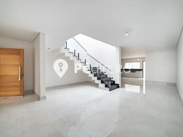 Casa / Sobrado para Venda em São Paulo/SP Vila Carrão 3 Quartos