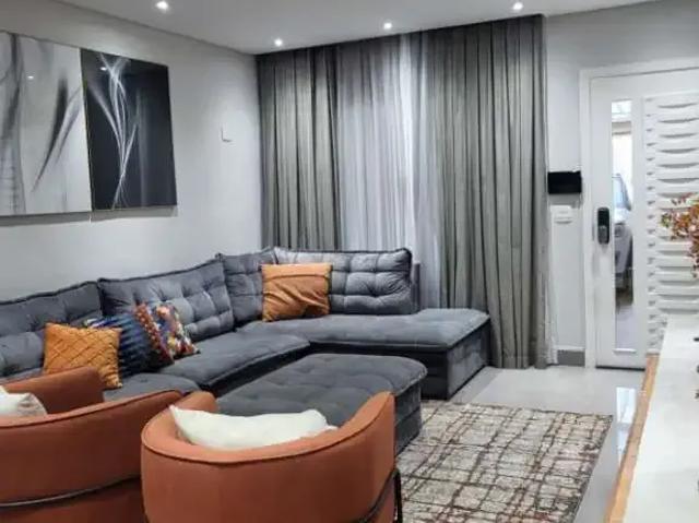 Casa / Sobrado para Venda em São Paulo/SP Vila Carrão 3 Quartos