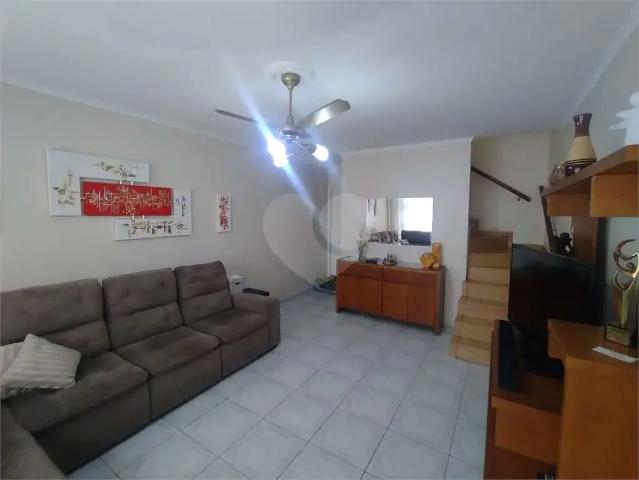 Casa / Sobrado para Venda em São Paulo/SP Vila Carrão 3 Quartos