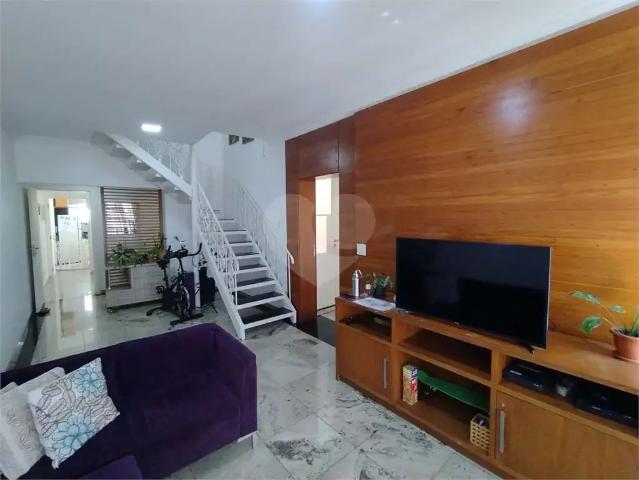 Casa / Sobrado para Venda em São Paulo/SP Vila Carrão 3 Quartos