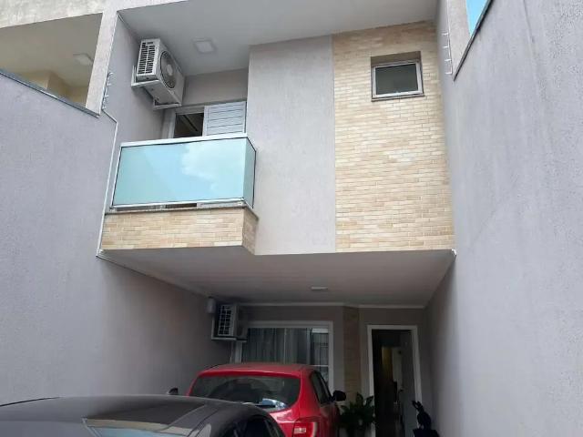 Casa / Sobrado para Venda em São Paulo/SP Vila Carrão 3 Quartos