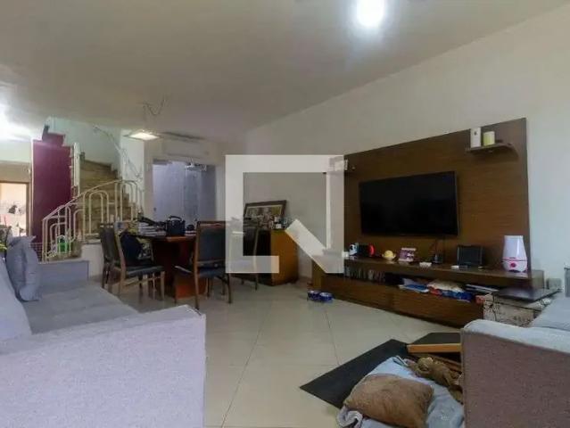Casa / Sobrado para Venda em São Paulo/SP Vila Carrão 3 Quartos
