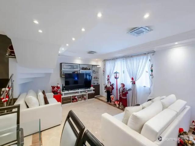 Casa / Sobrado para Venda em São Paulo/SP Vila Carrão 3 Quartos