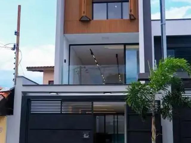 Casa / Sobrado para Venda em São Paulo/SP Vila Carrão 3 Quartos
