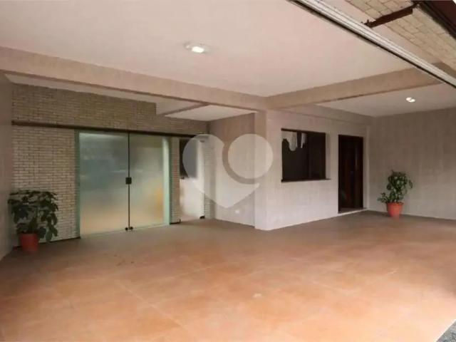 Casa / Sobrado para Venda em São Paulo/SP Vila Carrão 3 Quartos