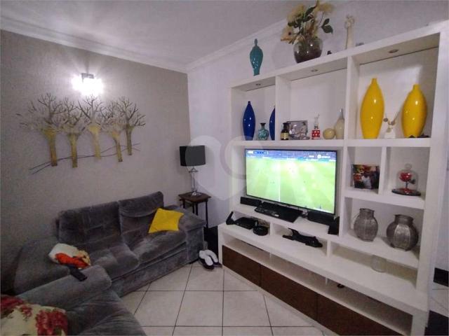 Casa / Sobrado para Venda em São Paulo/SP Vila Carrão 3 Quartos