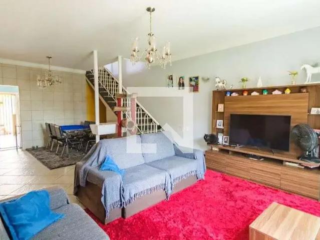 Casa / Sobrado para Venda em São Paulo/SP Vila Carrão 3 Quartos
