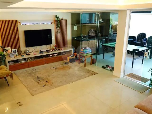 Casa / Sobrado para Venda em São Paulo/SP Vila Carrão 3 Quartos