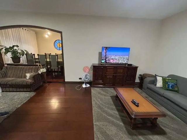 Casa / Sobrado para Venda em São Paulo/SP Vila Carrão 3 Quartos