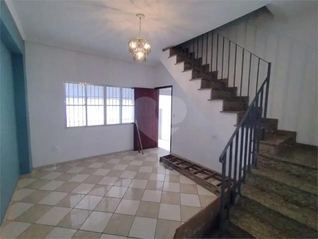Casa / Sobrado para Venda em São Paulo/SP Vila Carrão 3 Quartos