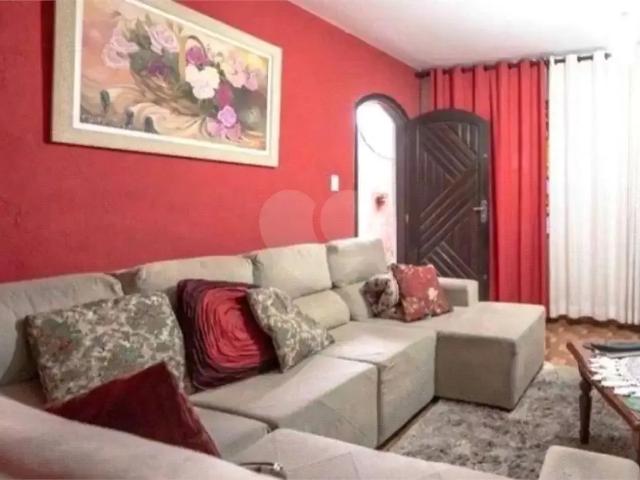 Casa / Sobrado para Venda em São Paulo/SP Vila Carrão 3 Quartos