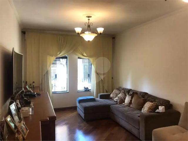 Casa / Sobrado para Venda em São Paulo/SP Vila Carrão 3 Quartos