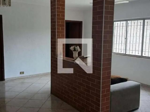Casa / Sobrado para Venda em São Paulo/SP Vila Constança 6 Quartos