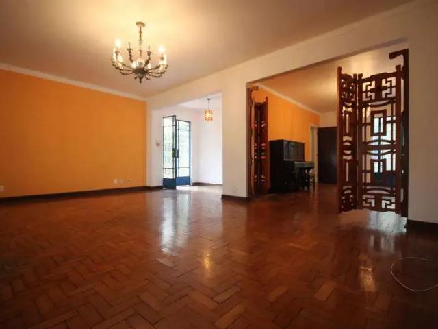 Casa / Sobrado para Venda em São Paulo/SP Vila Cordeiro 4 Quartos