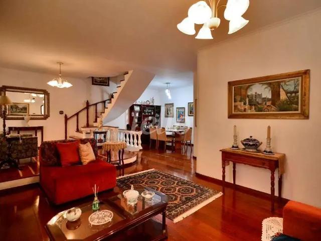 Casa / Sobrado para Venda em São Paulo/SP Vila Darli 5 Quartos