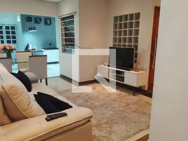 Casa / Sobrado para Venda em São Paulo/SP Vila do Castelo 6 Quartos