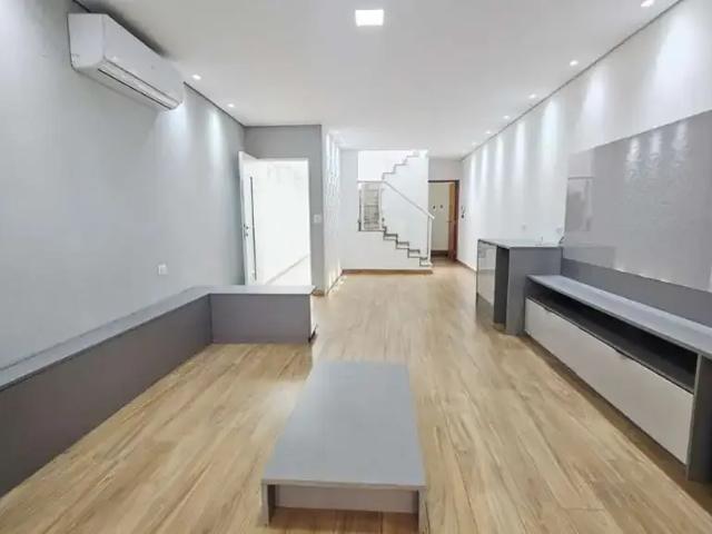 Casa / Sobrado para Venda em São Paulo/SP Vila Gumercindo 3 Quartos