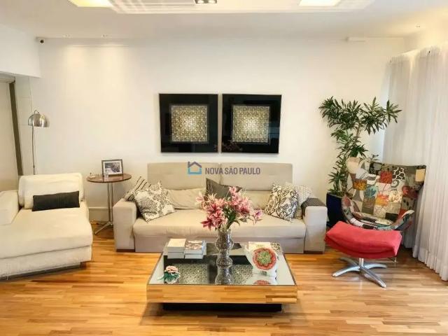 Casa / Sobrado para Venda em São Paulo/SP Vila Gumercindo 4 Quartos