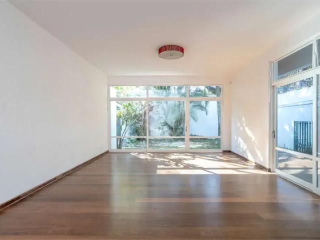Casa / Sobrado para Venda em São Paulo/SP Alto de Pinheiros 6 Quartos