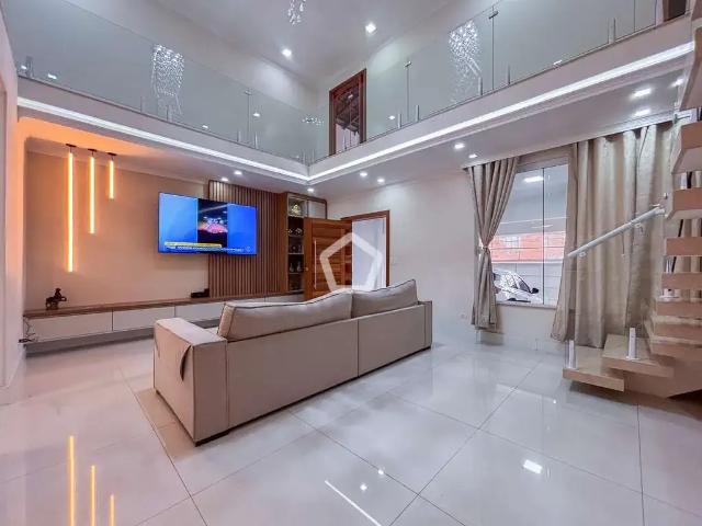 Casa / Sobrado para Venda em São Paulo/SP Vila Jacuí 6 Quartos