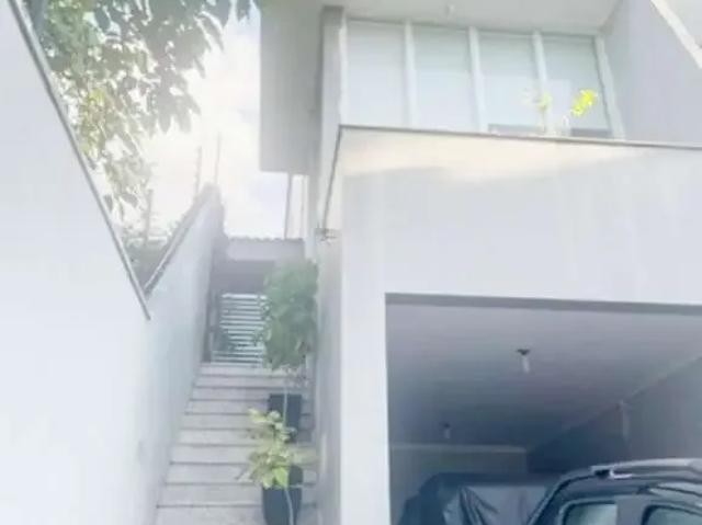 Casa / Sobrado para Venda em São Paulo/SP Vila Pedra Branca 4 Quartos