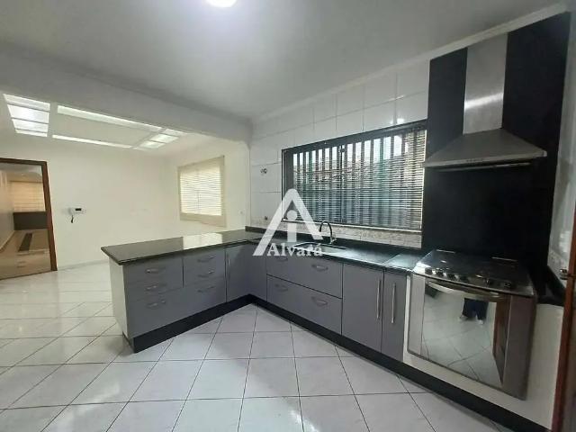 Casa / Sobrado para Venda em São Paulo/SP Vila Pereira Barreto 4 Quartos