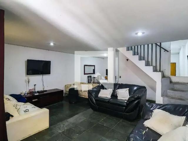 Casa / Sobrado para Venda em São Paulo/SP Vila Pirajussara 4 Quartos